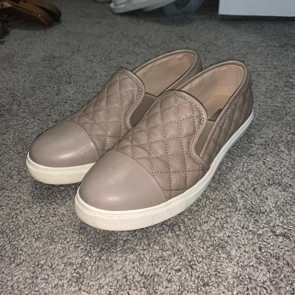 Steve Madden | Shoes | Steve Madden Zaander Slipon Sneakers | Poshmark